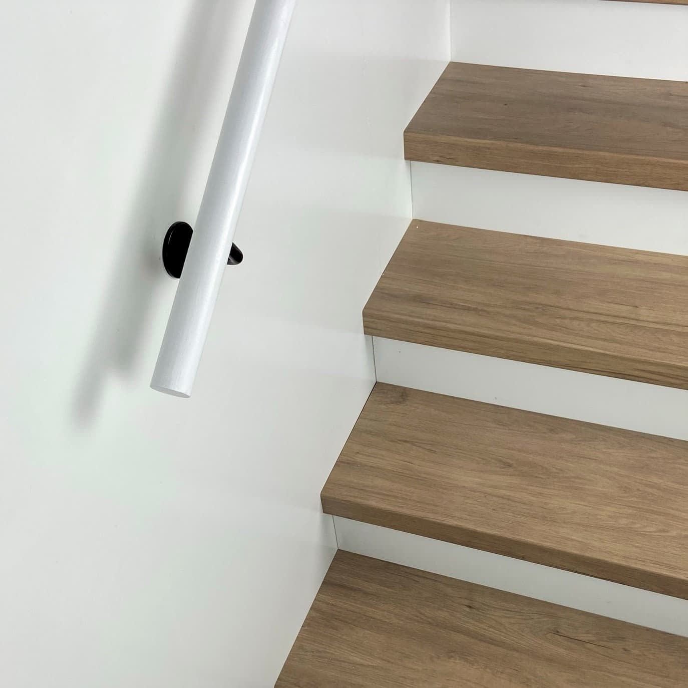 Houten trapleuning rond: Hardhout - Wit - Trapleuningexpert