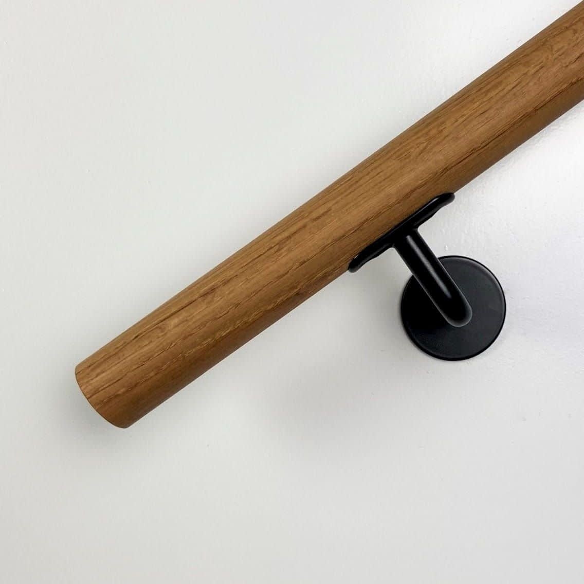 Houten trapleuning rond: Eiken - Trapleuningexpert