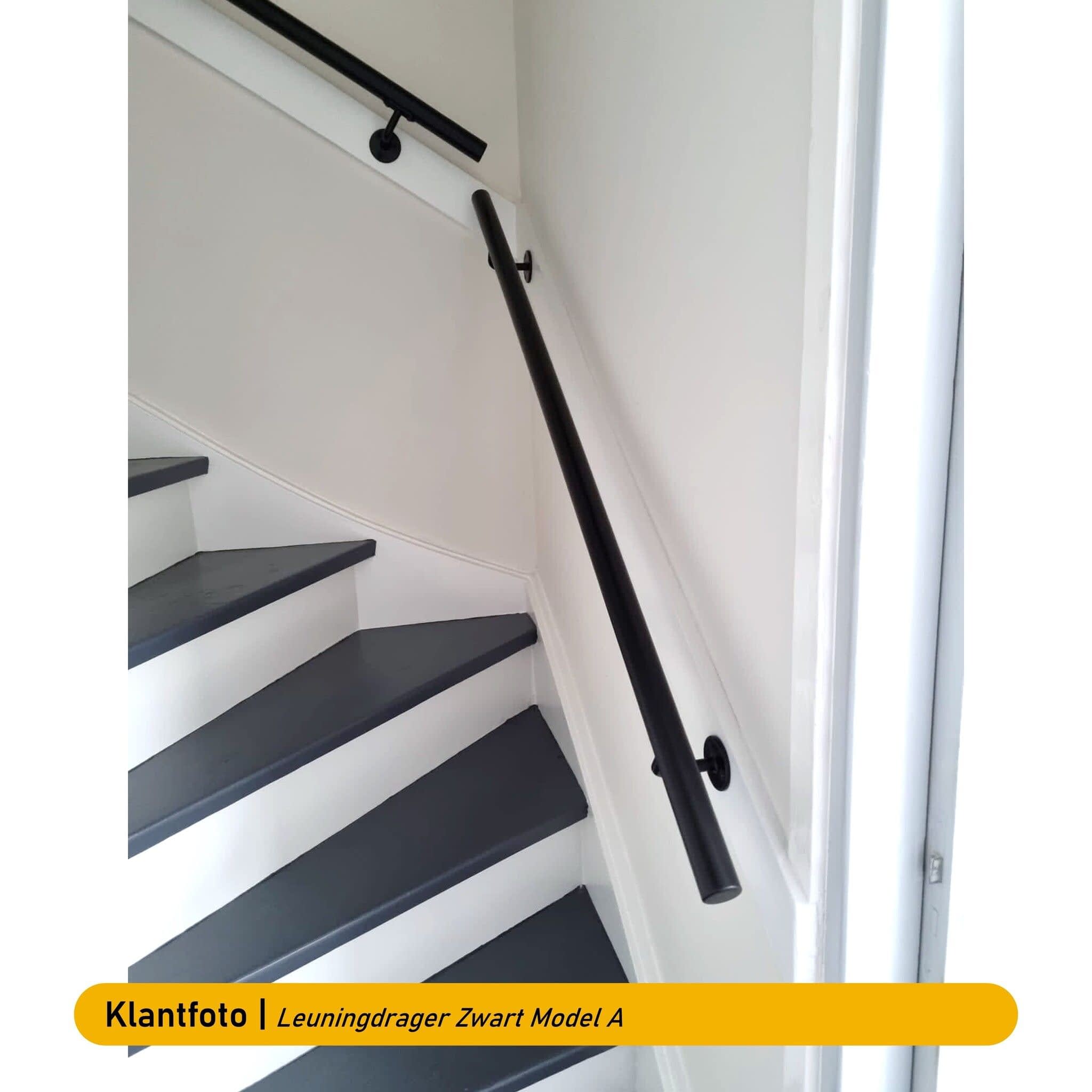 Zwart hardhouten trapleuning | Rond (38 mm) - Trapleuningexpert